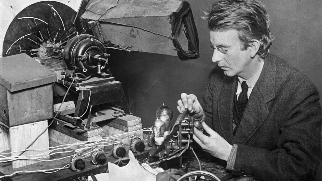 Quién Inventó El Primer Televisor: Historia Y Pioneros
